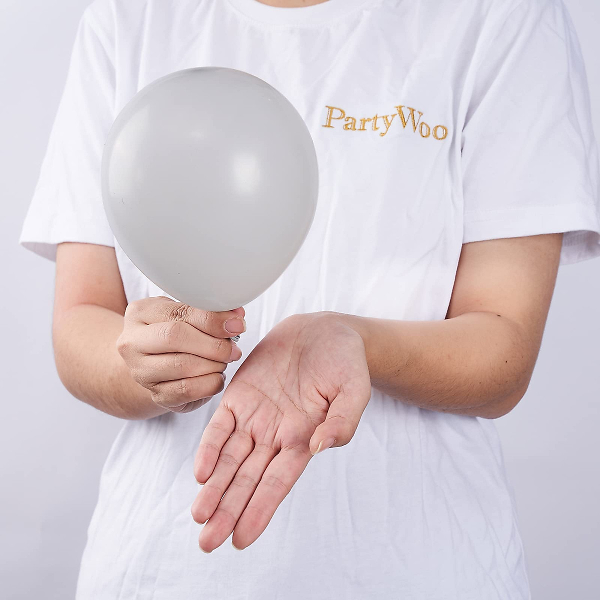 PartyWoo Gray Balloons, 50 pcs 5 Inch Matte Gray Balloons, Grey Balloons for Balloon Garland or Balloon Arch as Birthday Party Decorations, Wedding Decorations, Baby Shower Decorations, Gray-Y71