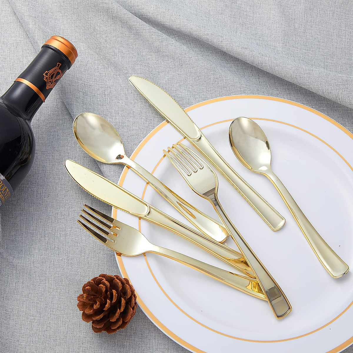 N9R 300PCS Gold Plastic Silverware, Heavy Duty Gold Plastic Cutlery Set Disposable Flatware Dinnerware, 100 Gold Forks, 100 Gold Spoons, 100 Gold Knives, Perfect for Party, Weeding and Daily Use