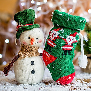 Rainmae 8 Pack Yarn for Christmas Knitting Crochet Velvet Yarn Knitting Yarn for Xmas DIY Craft Handmade Scarf Hat Christmas Stocking Decoration (White, Green, Red)