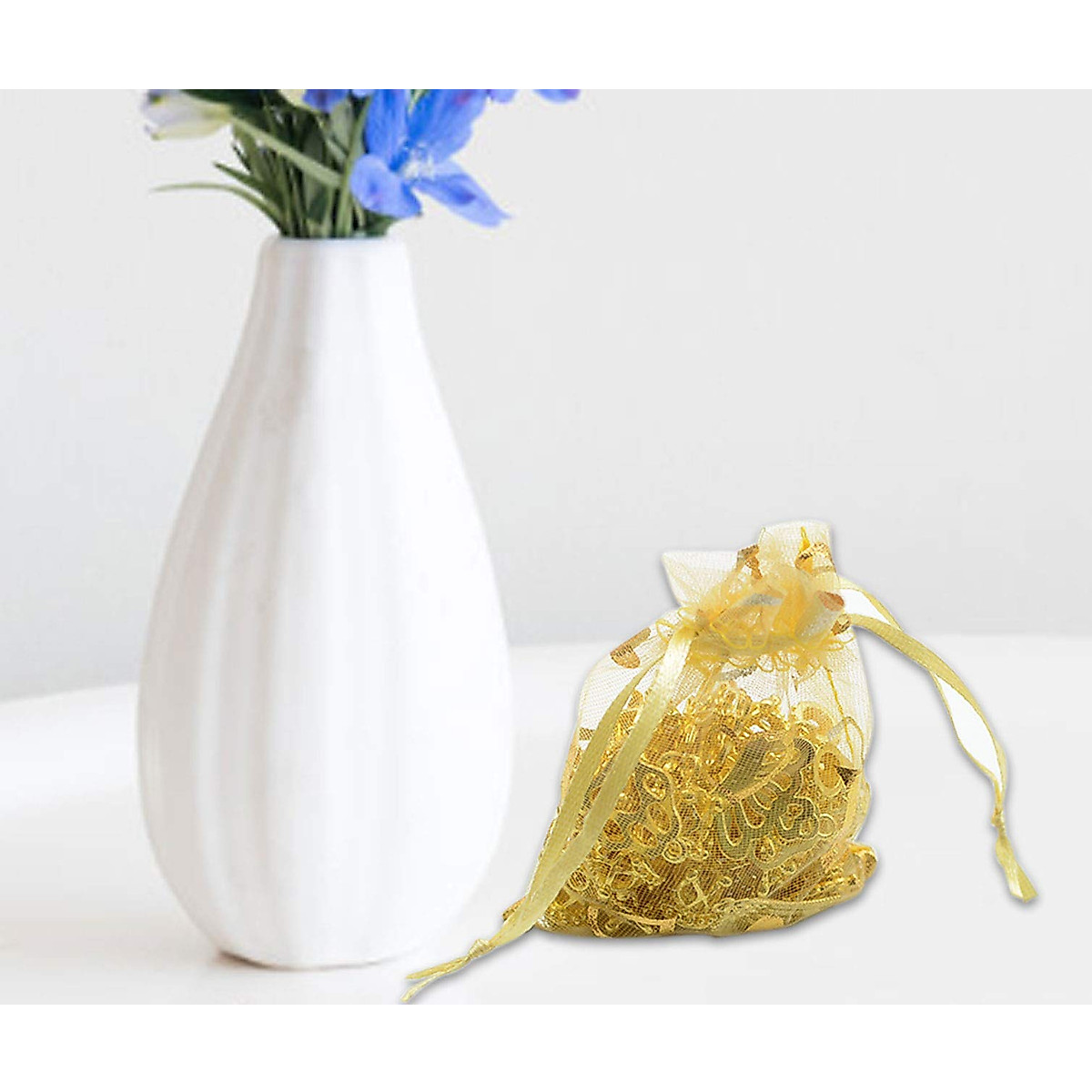 YYaaloa 100PCS Mini Sheer Heart Mixed Organza Bags 7X9 cm/2.7X3.5 inches, Drawstring Chic Gift Beauty Bags, Wedding Favor Bags Candy Jewelry Gift Bags (Gold, 2.7x3.5 inch)