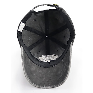 Funny Retirement Gifts for Men Women, 1952 70th Birthday Decorations Baseball Cap, 70 Year Old Birthday Party Supplies, Adjustable Cotton Embroidered Retired Hat for Dad Mom Grandpa Grandma Retirees