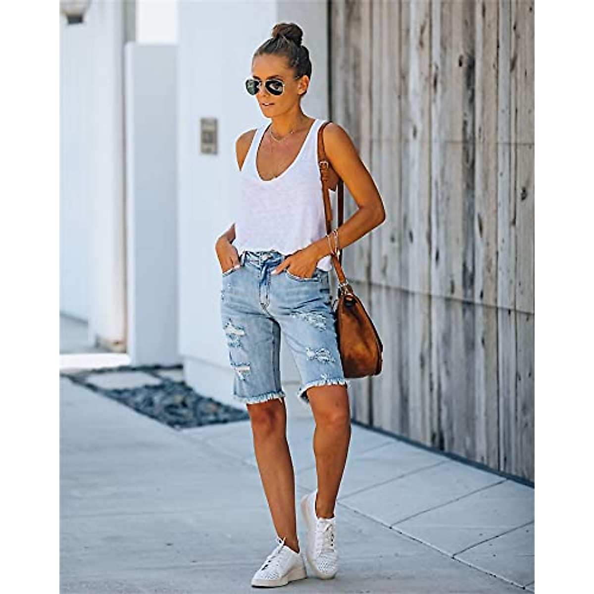 Women's Distressed Bermuda Jean Shorts Casual Summer Knee Lenght Jeans With Hole Stretchy Washed Ripped Short Denim Pants (Blue,Medium)