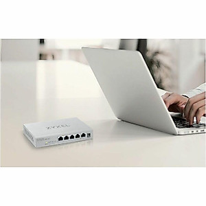 Zyxel 5-Port 2.5Gb MultiGig Ethernet Unmanaged Switch | 5 x 100/1G/2.5G Ports | Plug & Play | Metal Housing | Desktop or Wall-Mount | Ethernet Splitter MG-105