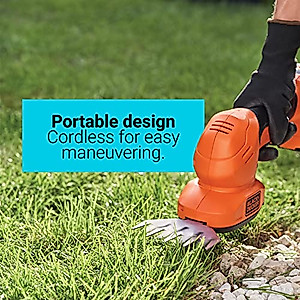 BLACK+DECKER 20V MAX* POWERCONNECT 3/8 in. Cordless Shear Shrubber Kit (BCSS820C1)