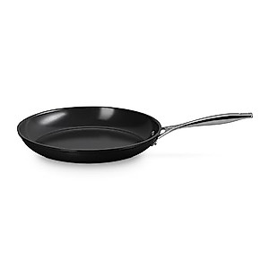 Le Creuset Essential Non-stick Ceramic Shallow Frying Pan, 12"