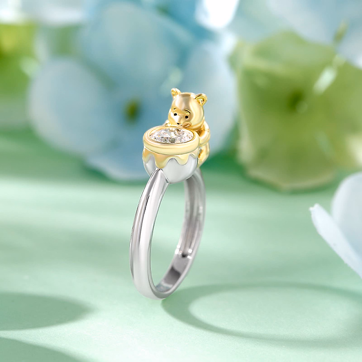 Jeulia "Bear Holding Honey Pot" Round Cut Sterling Silver Ring Fashion Anniversary Promise Engagement Wedding Ring Set for Her With Gift Jewelry Box (Honey Pot, 8)