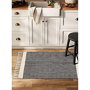 Lahome Boho Bathroom Rugs, Small 2x3 Front Door Mat Lightweight Kitchen Rug Woven Cotton Area Rug with Tassels, Farmhouse Washable Black and White Throw Rug Low Pile Carpet for Entry Laundry