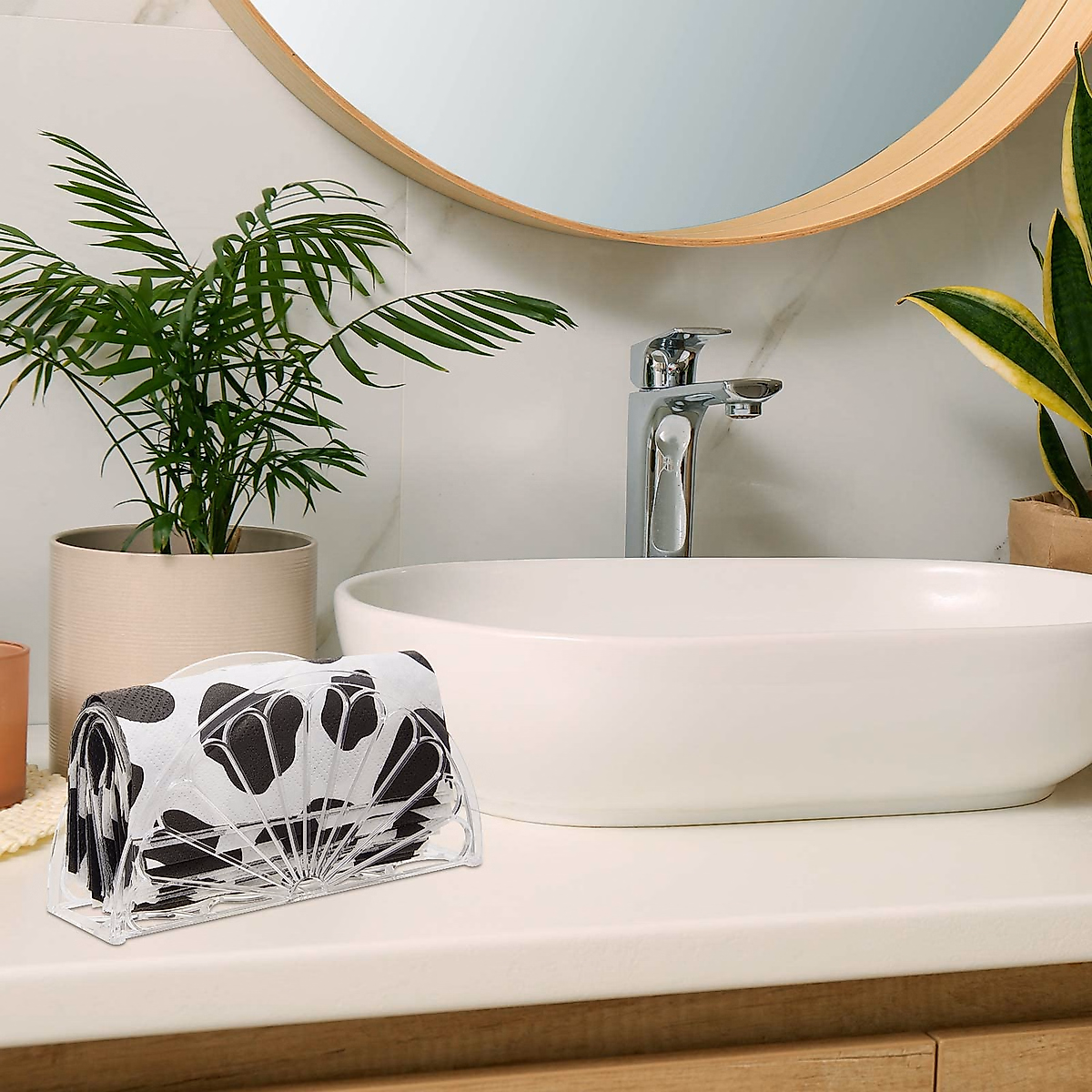 24 Pieces Napkin Holder Plastic Napkin Holder Fan Design Tissue Dispenser Freestanding Fan Shaped Organizer Paper Napkin Holder Stand for Kitchen Restaurant Home Bar, 5.91 x 2.95 x 1.57 Inch (Clear)