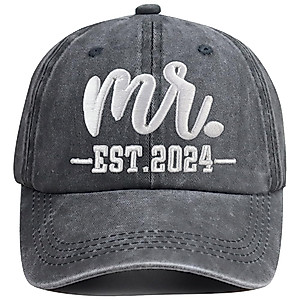 Mr and Mrs Gifts for Men Women, Mr. Mrs. EST 2024 Hat, Adjustable Washed Cotton Embroidered Matching Hats for Couples Baseball Cap, Engagement Wedding Newlyweds Outfits Just Married Honeymoon (2PCS)