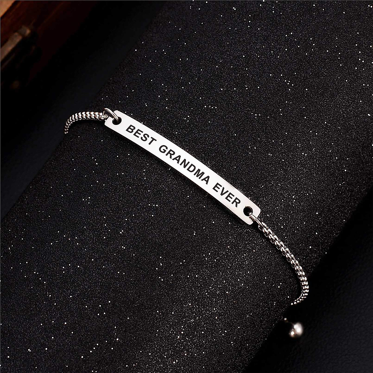SOUSYOKYO Best Grandma Ever Bracelet, Grandma Birthday Gifts, Mother's Day Jewelry for Grandmother, Grandma Valentine's Day Present from Grandchild