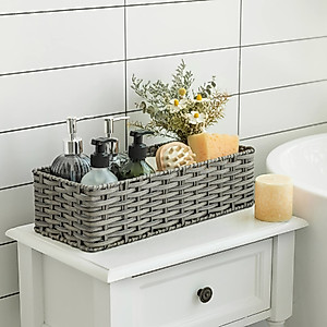 GRANNY SAYS 2-Pack Wicker Baskets with Handles for Storage, Set of 2, 17"L x 13"W x 5H