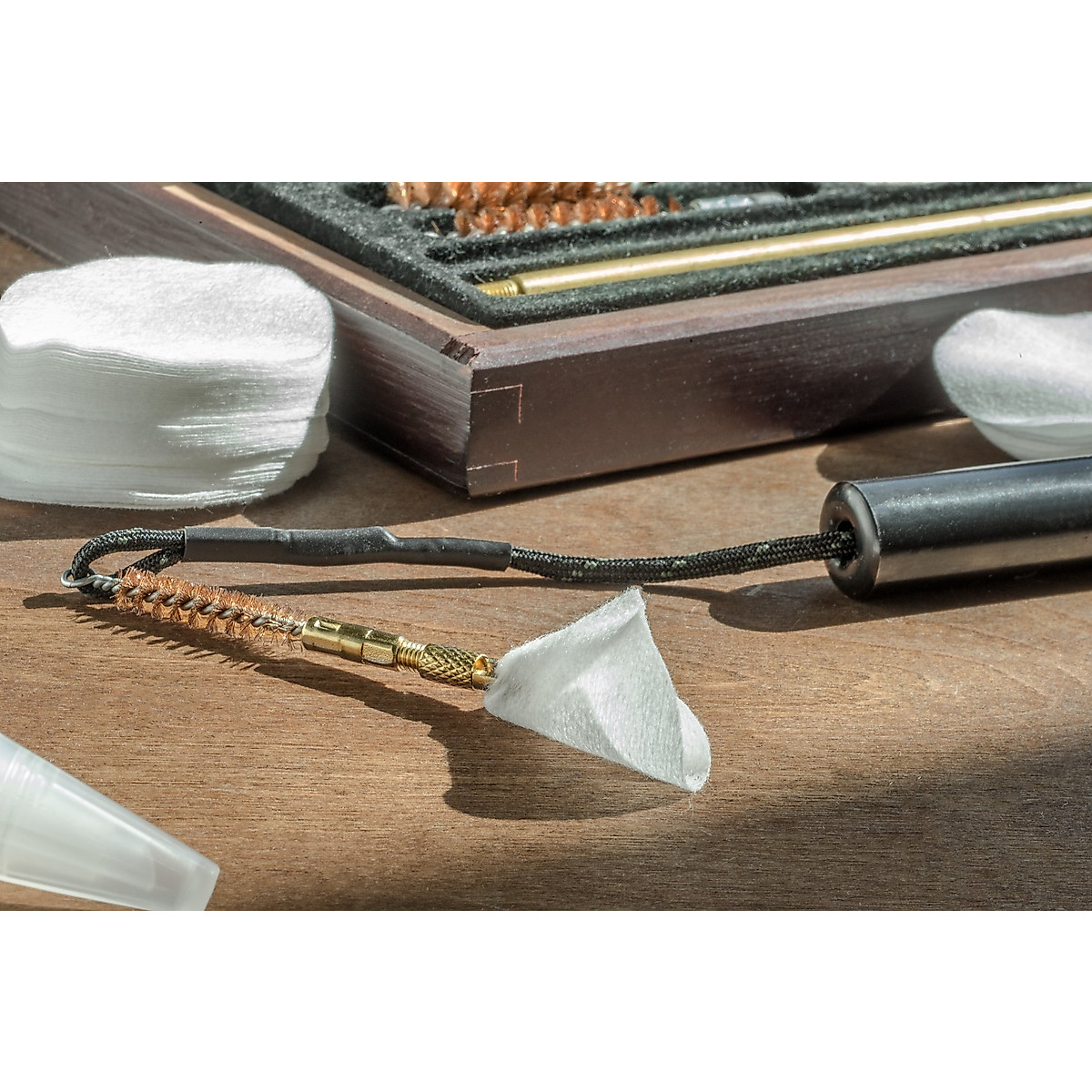 SE 2" Round Non-Woven Gun Cleaning Patches (300 Count) - GC-R2300NW