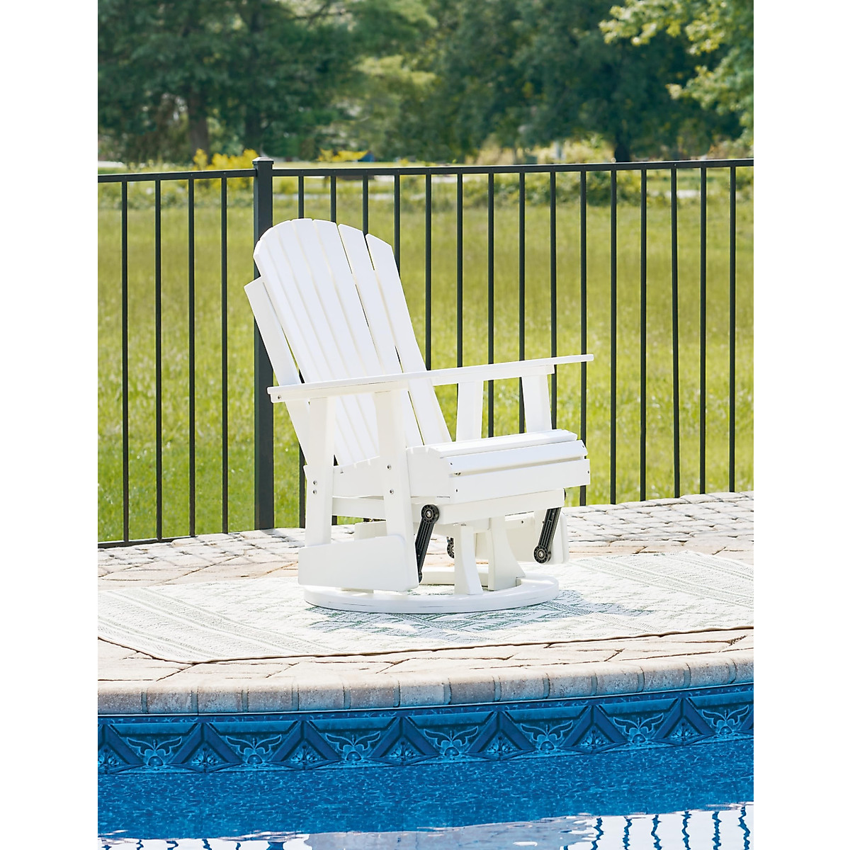 Signature Design by Ashley Hyland Wave Outdoor Swivel Glider Chair, 31" W x 30" D x 42" H, White