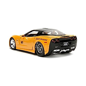 2006 Chevy Corvette Z06, Yellow - Jada Toys 34204/4-1/24 Scale Diecast Model Car
