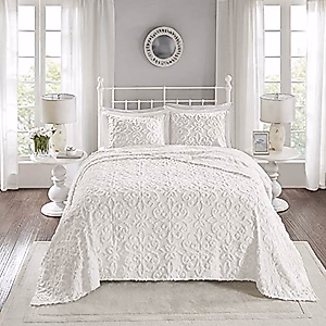 Madison Park Chenille Tufted 100% Cotton Quilt All Season, Lightweight, Breathable Coverlet Bedspread Bedding Set, Matching Shams, Oversized King/Cal King(120"x118"), Sabrina, Off White