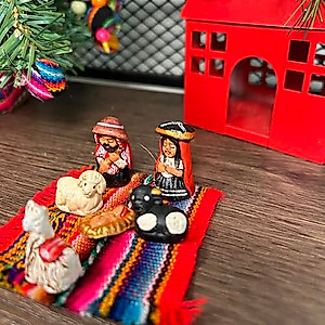 Zoeartcrafts - Tiny Peruvian Nativity Scene Christmas Decor - 6 pcs set - 1" tall