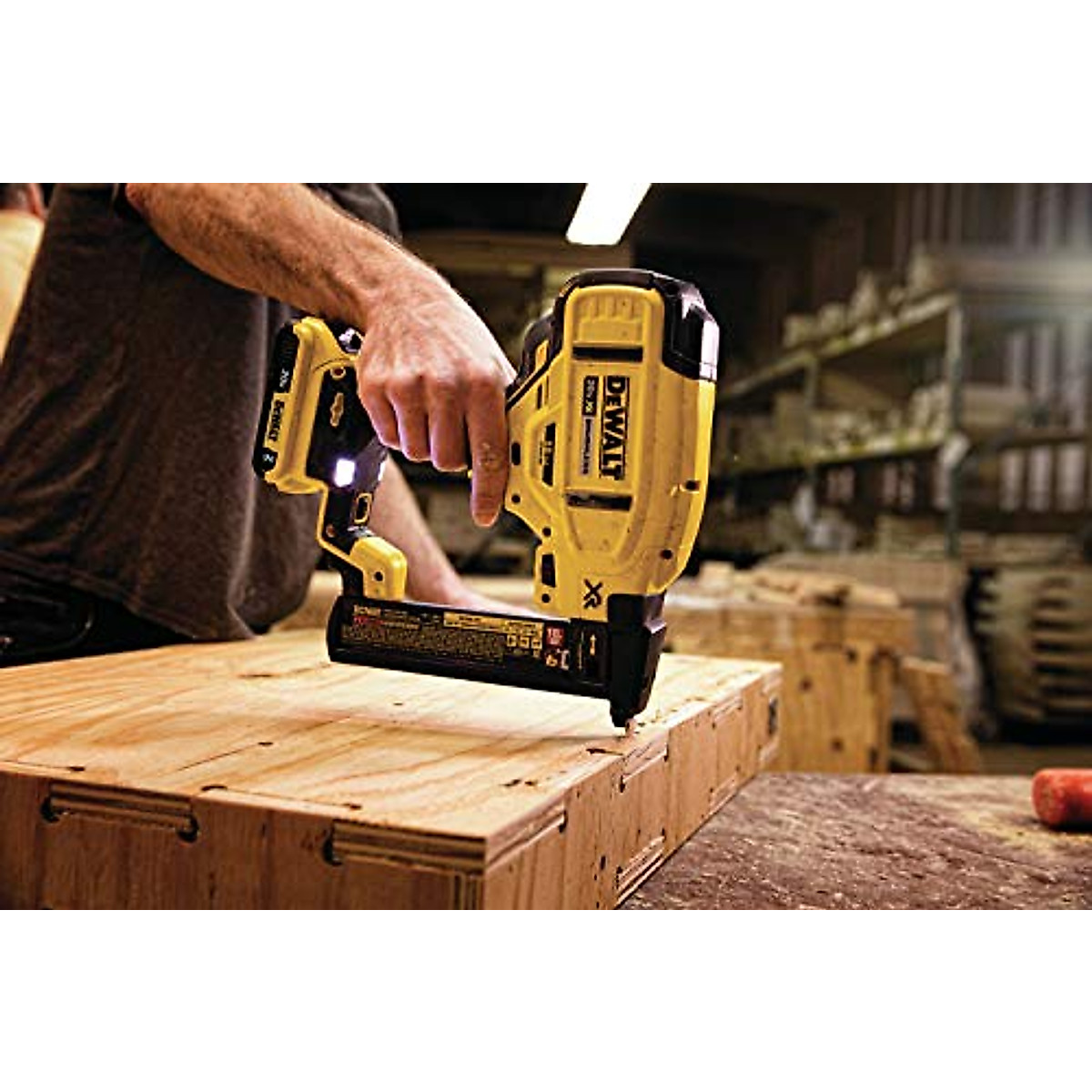 DEWALT 20V MAX* Narrow Crown Stapler, 18GA, Tool Only (DCN681B)