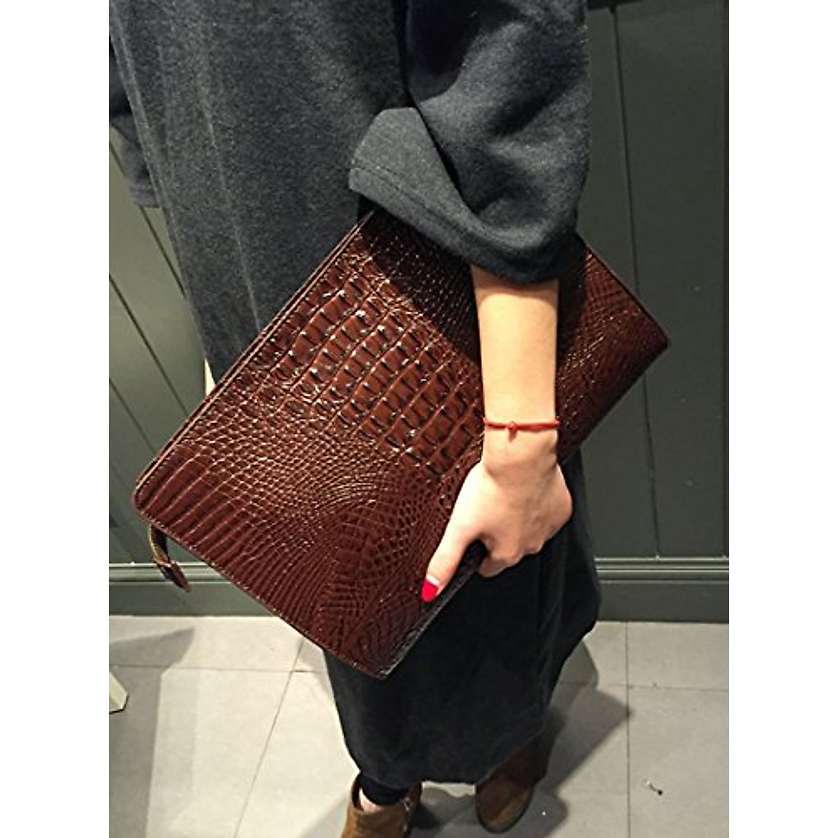 Mily Fashion Crocodile Pattern Oversize Leather Envelope Clutch Ladies Portfolio Evening Handbag Brown