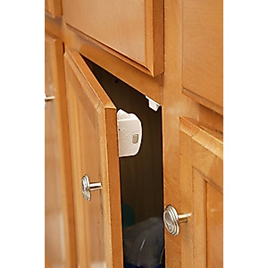 Safety 1st Magnetic Cabinet Locks, 4 Locks + 1 Key