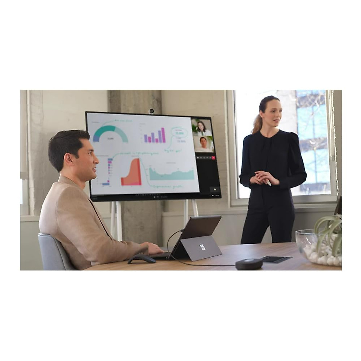 Microsoft Surface Pro 8-13" Touchscreen - Intel® Evo Platform Core™ i7-16GB Memory - 256GB SSD - Device Only - Platinum (Latest Model)