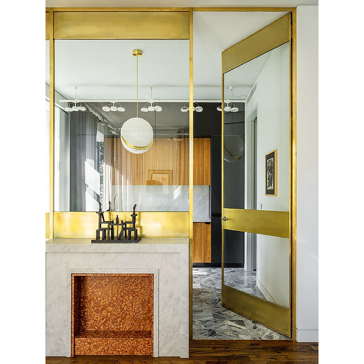 Hopepak Gold Contact Paper 17.7''x118'' Gold Metallic Peel and Stick Wallpaper Decorative Self Adhesive Removable Waterproof Wallpaper for Furniture Home DIY Decor Shelf Liner Easy to Clean