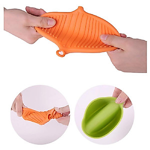 OTTOPT Mini Oven Gloves, Silicone Heat-Resistant Finger Mitts, Anti-Scalding and Non-Slip Food Grade Silicone Gloves for Kitchen Cooking, Baking and Grilling, 2 Pairs (Black and Light Gray)