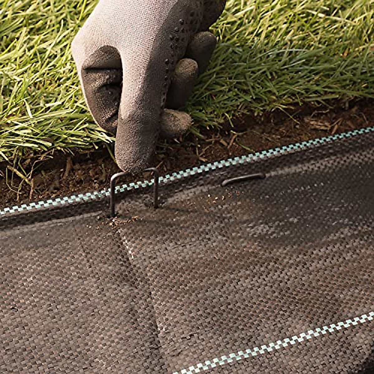 GardenMate 100-Pack 6'' 11 Gauge Heavy-Duty U-Shaped Garden Securing Stakes/Spikes/Pins/Pegs - Sod Staples for Anchoring Landscape Fabric