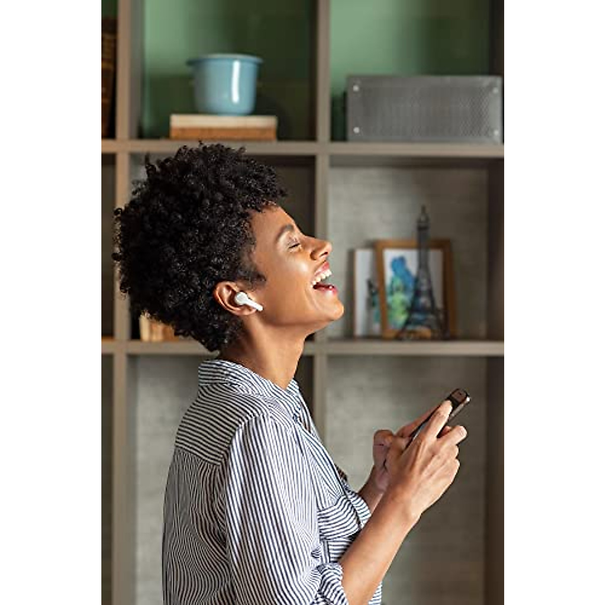 JBL Tune 215TWS True Wireless Earbud Headphones Pure Bass Sound, Bluetooth, 25H Battery, Dual Connect (White)