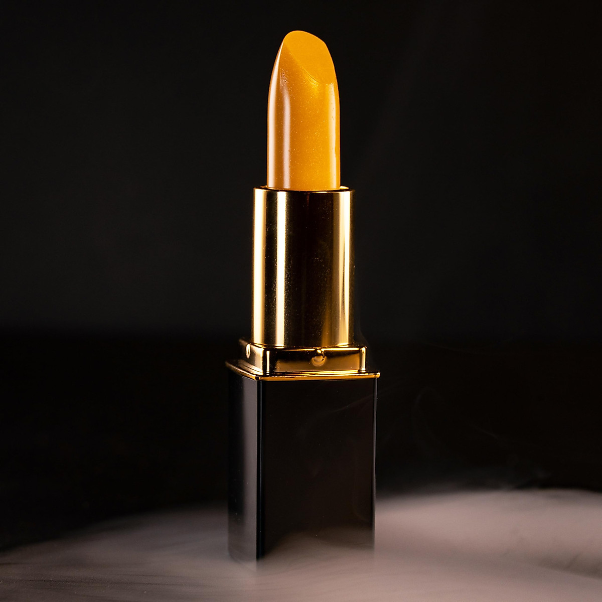 L'Paige LYW - YELLOW CHANGEABLE Lipstick | Aloe Vera Based, Long-lasting, Moisturizing