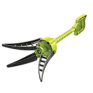 4M Octopus Robotic Claw from KidzLabs, Build Your Own Robotic Claw, Flexible Soft Design Can Pick Up Almost Any Object, Ages 5+