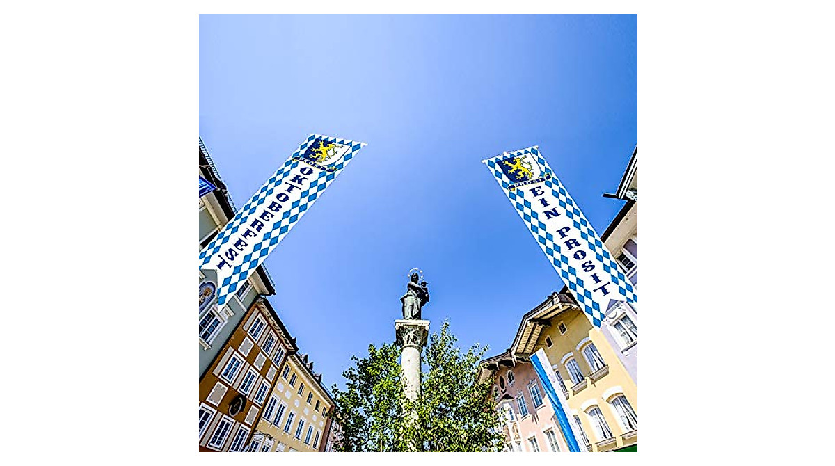 Oktoberfest Decorations Bavarian Check Flags Banner Set