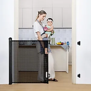 COMOMY Retractable Baby Gate for Stairs, 0-71" Mesh Dog Gate for House Doorways Hallways, 33" Tall Extra Wide Child Safety Gate for Kids Pets, Indoor and Outdoor (Black)