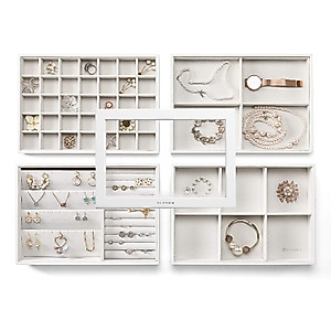 Vlando Jewelry Tray - Faux Leather Glass-top Jewelry Storage Organizer - Earring Necklace Bracelet Ring Display Desktop Drawer Chest, 4-Layer w/Clear Lid, White