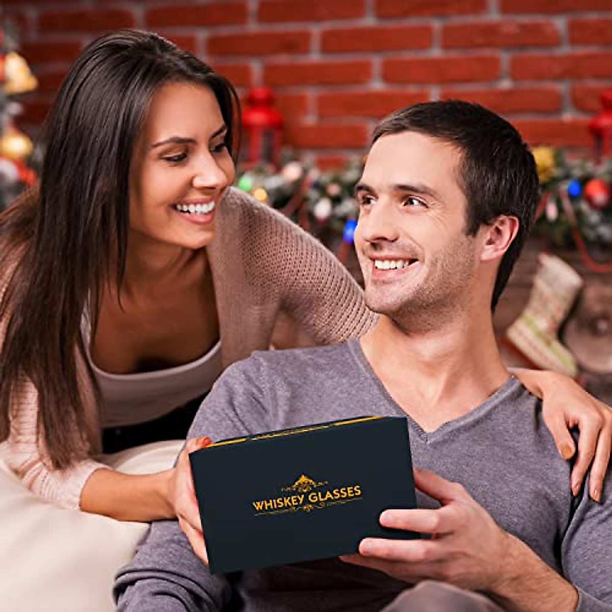 Rosoenvi Whiskey Glass Set of 4, Old Fashioned Glasses with Gift Box, 10oz Rocks Glasses Barware for Whiskey, Bourbon, Scotch and Liquor Drinks, Gift for Men