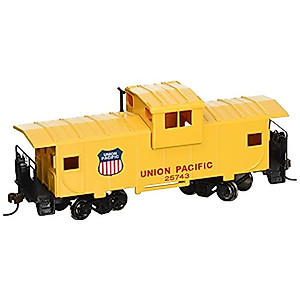 Bachmann Trains - 36' Wide-Vision Caboose - UNION PACIFIC - HO Scale