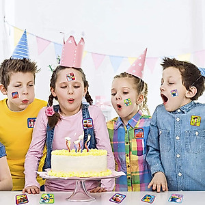 600 Pcs Roll Kids Sticker, 3 Pack in 30 Designs,1-1/2 Inch Self Adhesive Label Cartoon Stickers for Kids Teacher (Cartoon)