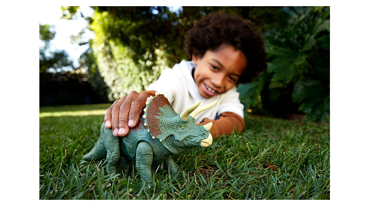 Jurassic World Triceratops Action Figure with Sound