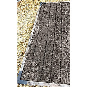 Gardinnovations Seed-in Soil Digger and Soil Spacer for Planting Seeds