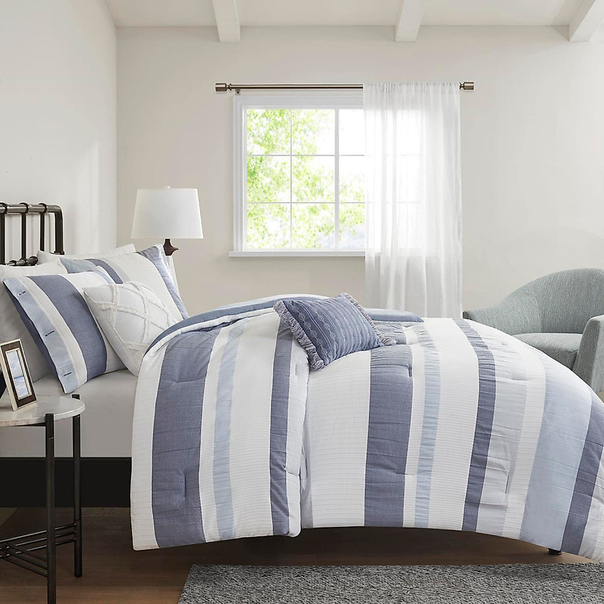 Madison Park Allegany Jacquard Comforter Set, Casual Farmhouse Striped Design, Modern Bedroom Décor, All Season Bedding with Matching Sham, Decorative Pillows, King/Cal King, Blue 5 Piece