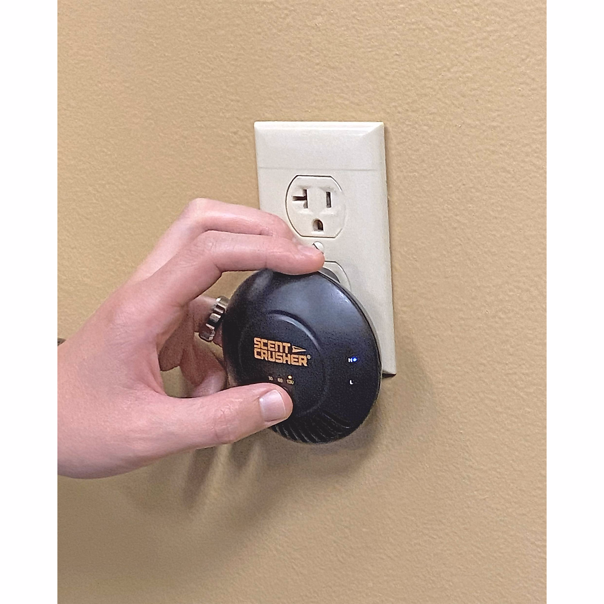 Scent Crusher Halo Series Room Clean - Releases Ozone to Remove Unwanted Odors in Rooms up to 500 sq. ft, Plugs into Any Standard 110-Volt AC Outlet, Adjustable Timer: 30, 60 or 120 Minutes
