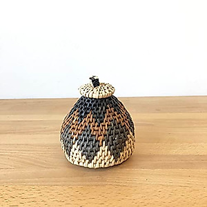 Assorted 4-5" African Zulu Mini Lidded Basket // Lidded Palm Basket // South Africa Basket