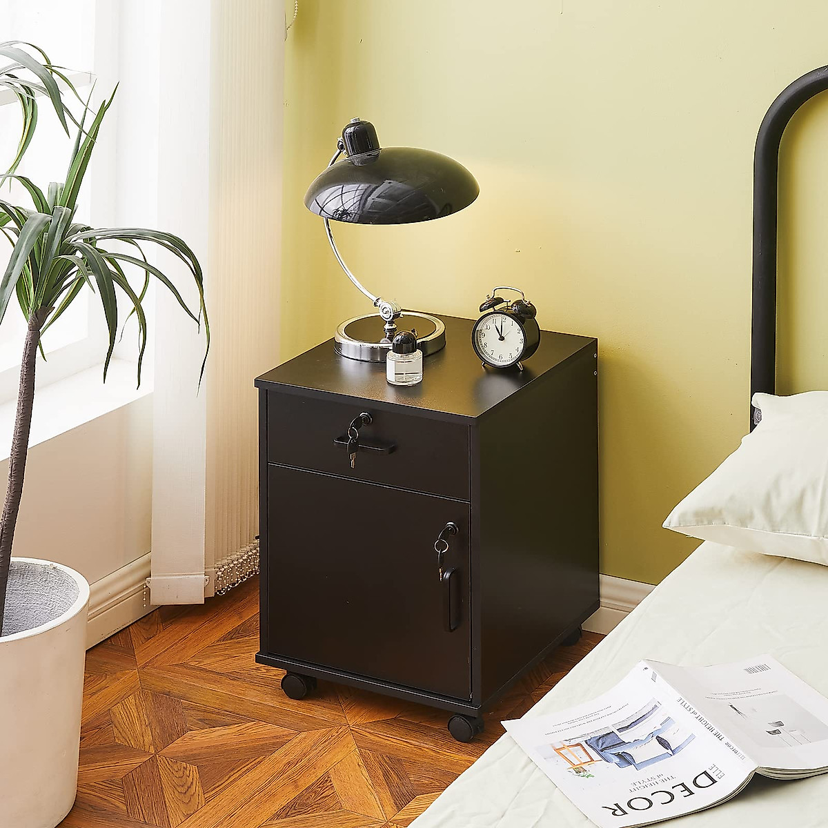 CLIPOP Mobile Office Cabinet with 1 Lockable Drawer & Storage Cabinet Box, Under Desk Rolling Vertical File Cabinet with 4 Wheels for Letter/Legal /A4 Size Documents for Home Office (Black)