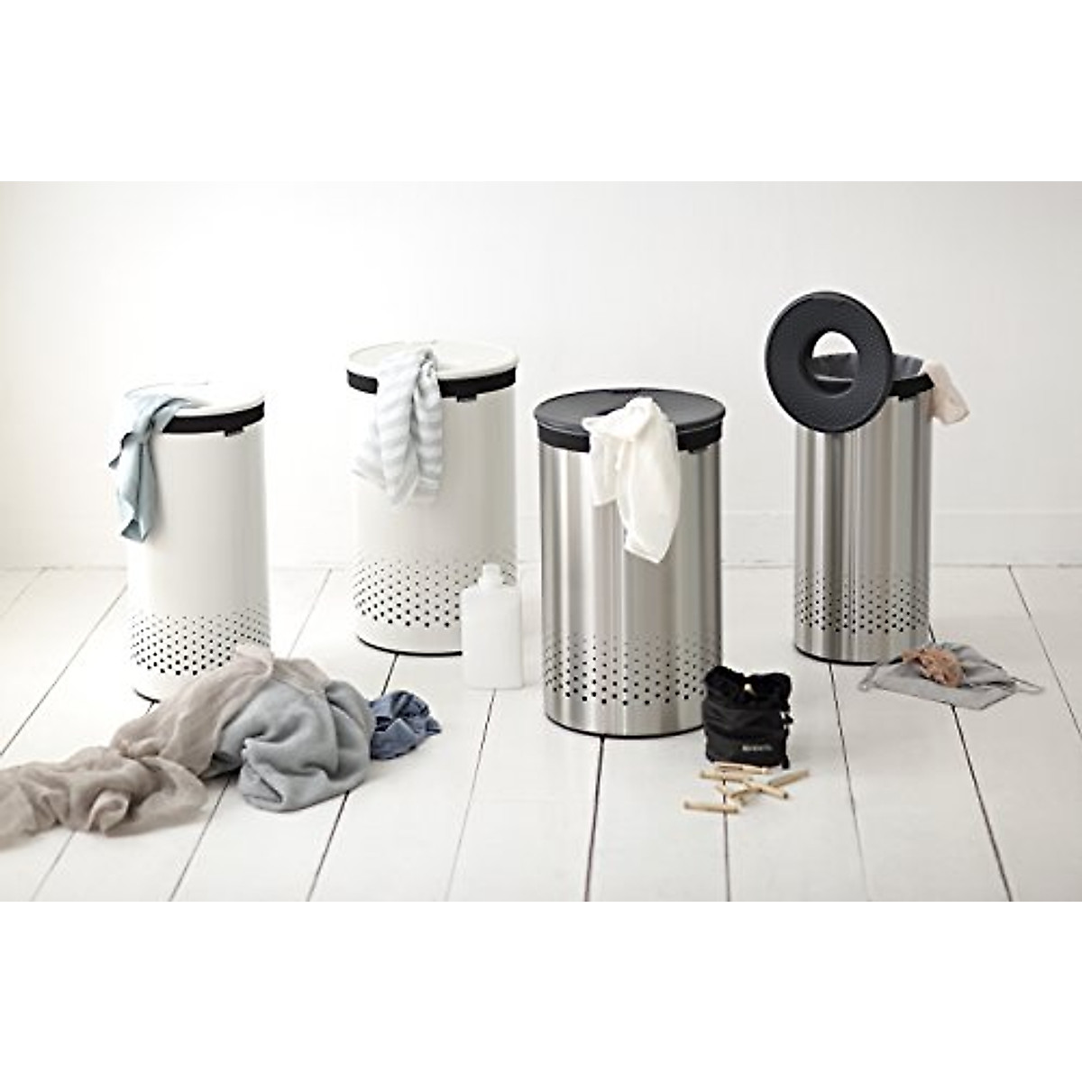 Brabantia Laundry Bin with Black Plastic Lid, 35 L - Matt Steel