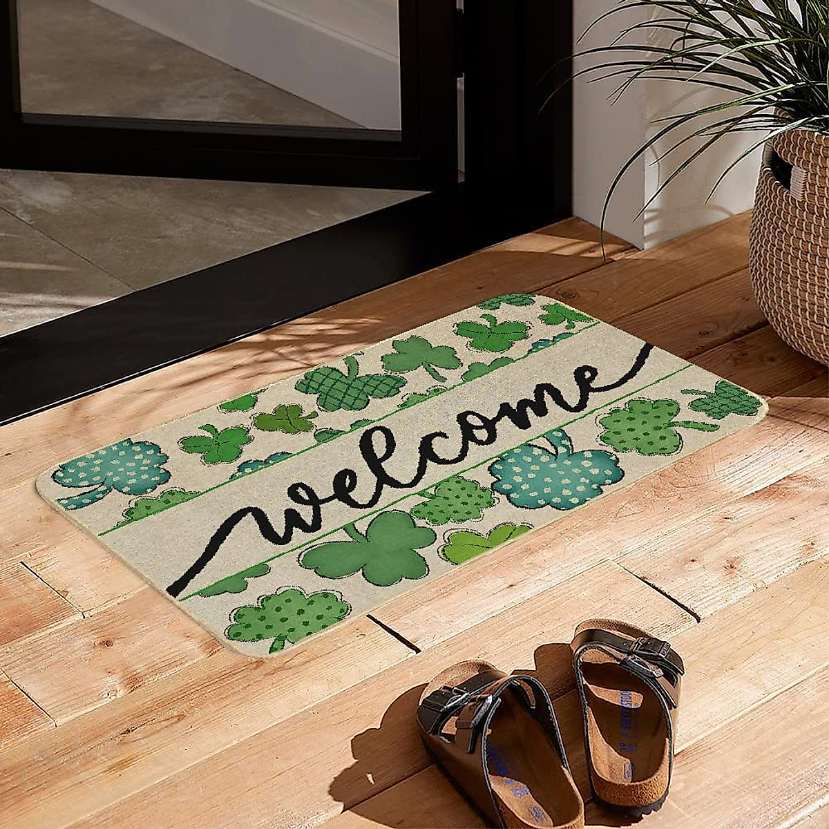 St Patricks Day Decorative Doormats, Seasonal Spring Welcome Green Lucky Shamrock Rugs Holiday Low-Profile Floor Mat Switch Mat for Indoor Outdoor 17 x 29 Inch DM051