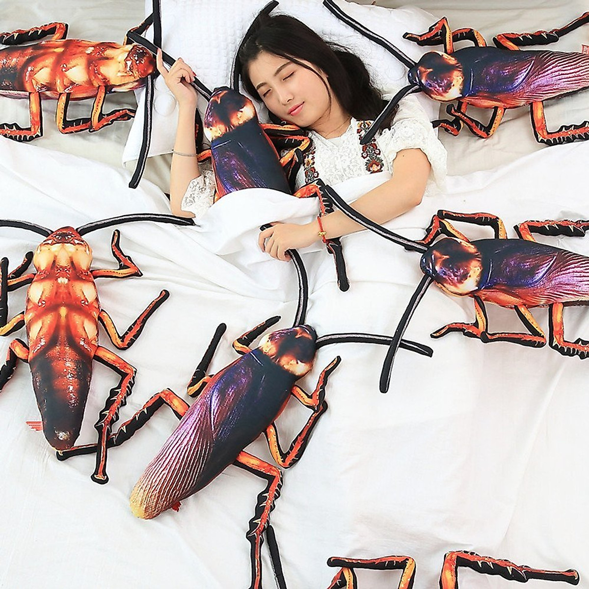 Creative Cockroach Plush Pillow 3D Animal Insect Stuffed Throw Pillow Funny Home Sofa Car Decoration Play Toy Doll Unique Birthday Gift (55 CM=21.5 in)