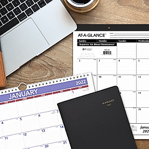 2022 Weekly Appointment Book & Planner by AT-A-GLANCE, 7" x 8-3/4", Medium, Black (7095105)