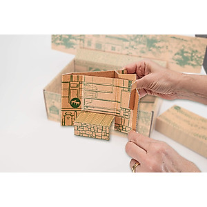 Britains Farm in a Box, Farm Playset for Kids, Multicolor, 3 Years and Up