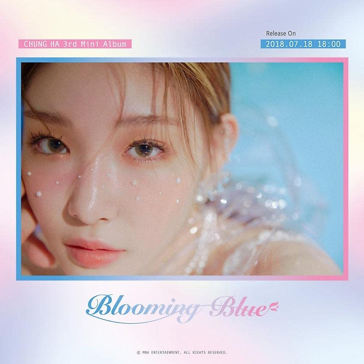 Chungha - [Blooming Blue]3rd Mini Album CD+82p Booklet+1p Post+Card+Bookmark K-POP Sealed