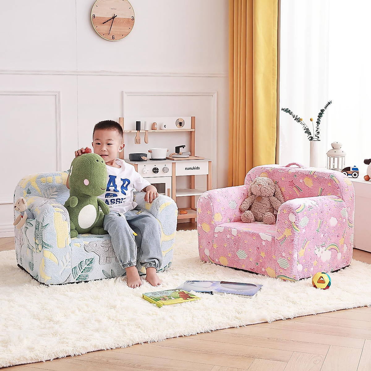 Tiita Kids Sofa, Children Couch with Carrying Handle & Side Pockets, Kids Foam Chair, Toddler Armrest Chair, Lightweight Children Sofa Chair, Kids Read Sofa for Girl or Boy(Pink Rainbow)