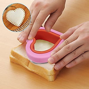 32 Pcs Sandwich Cutter Set, FineGood Sandwich Cutter and Sealer Cookie Cutters Vegetable Fruit Cutters Shapes for Kids with Food Picks Brush